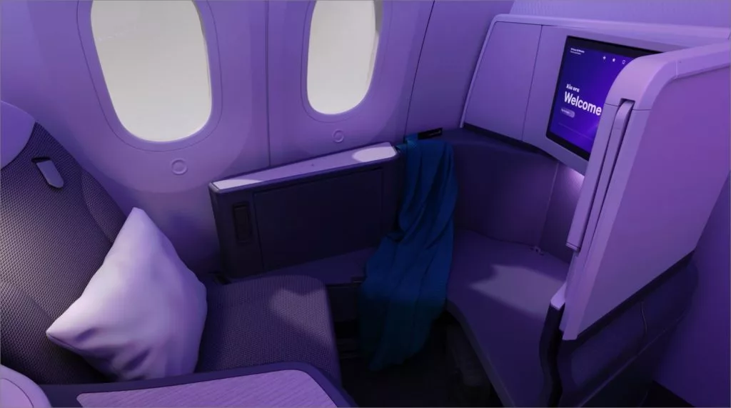 Air New Zealand 787-9: Business Premier Luxe & Skycouch (2025)