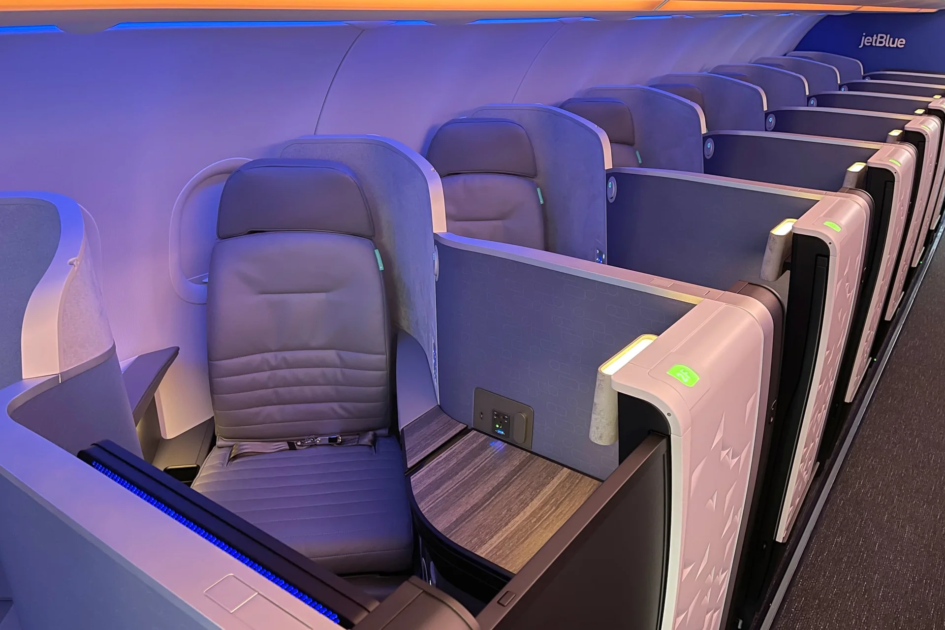 JetBlue A321 Domestic Seat Guide 2026 — ceo vs neo Version Lottery ...